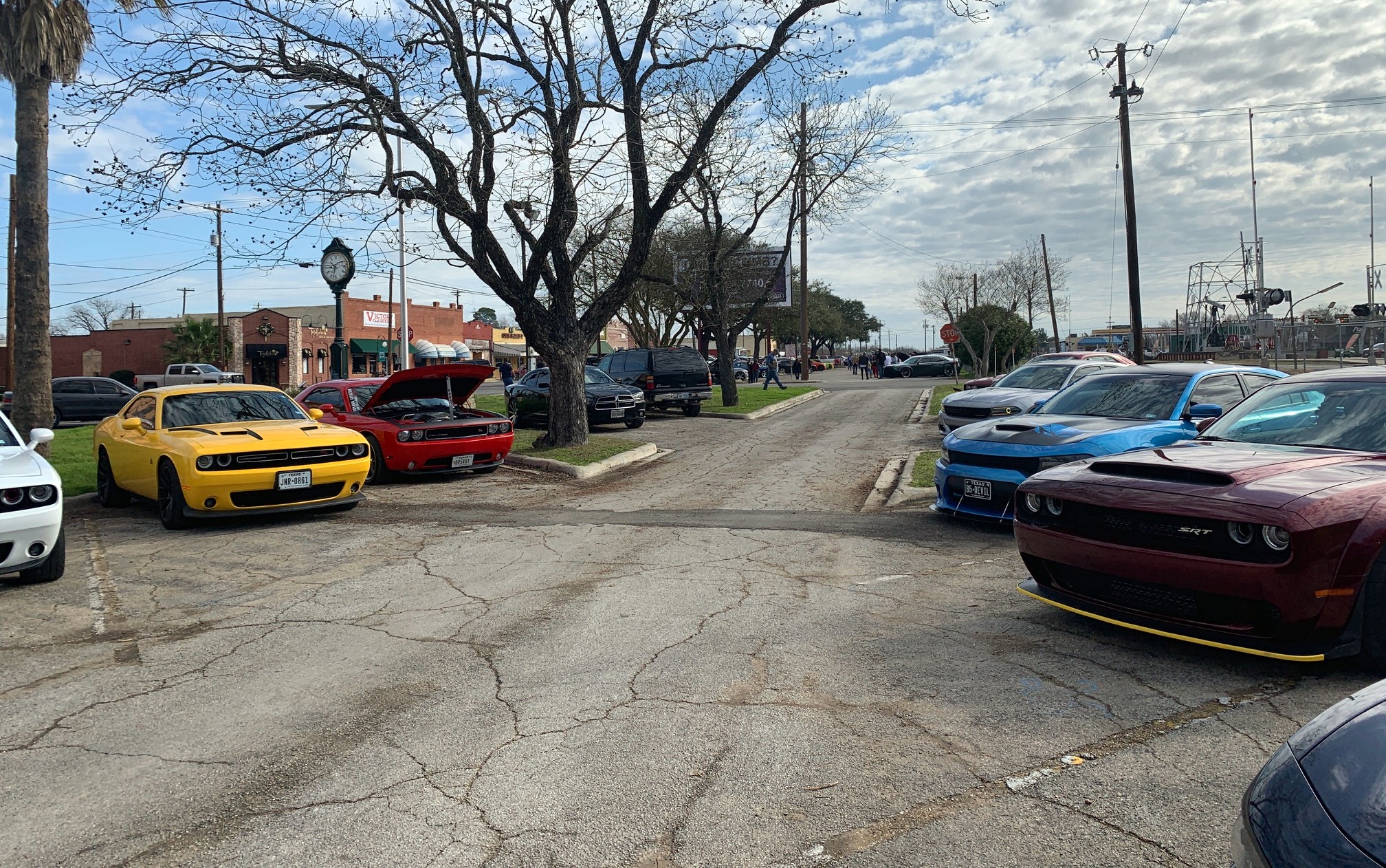 Texas Mopar Clubs Annual BBQ “Meat” In Lulling, Texas! - MoparInsiders