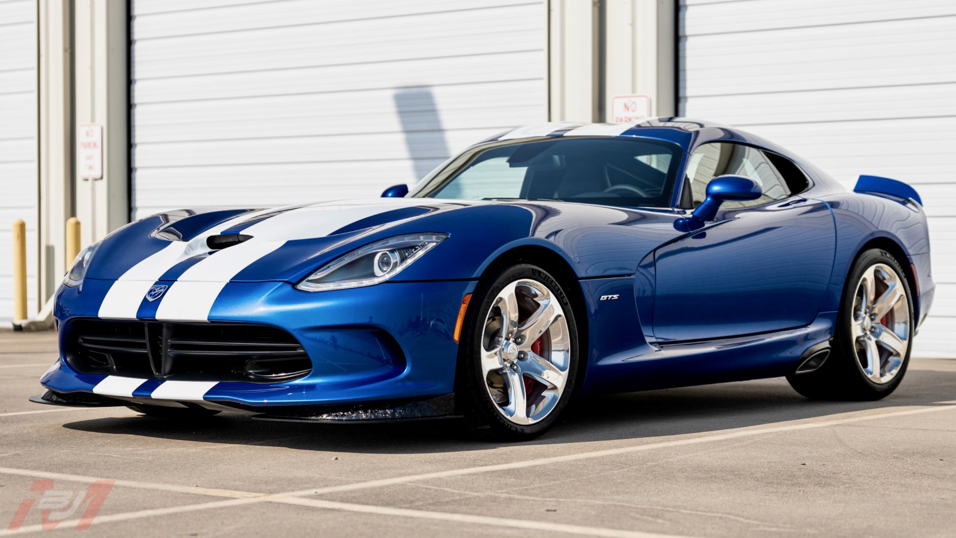 This 2013 Dodge Viper GTS Launch Edition Packs A 730 Horsepower Punch ...