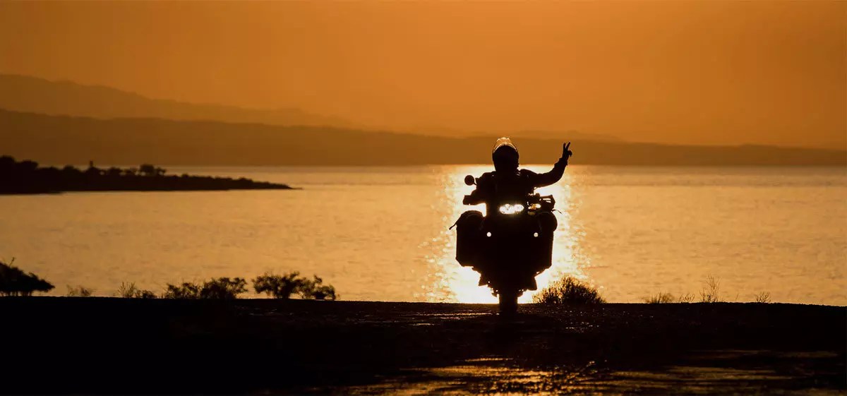 Essential motorcycle hand signals every rider should know