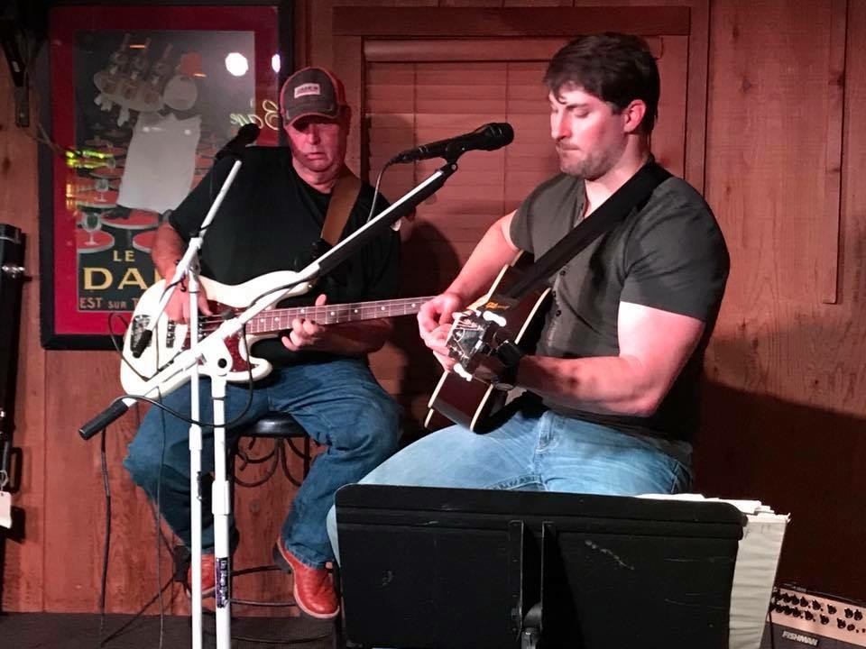 Brandon Greer Duo – Mudbugs Crawfish