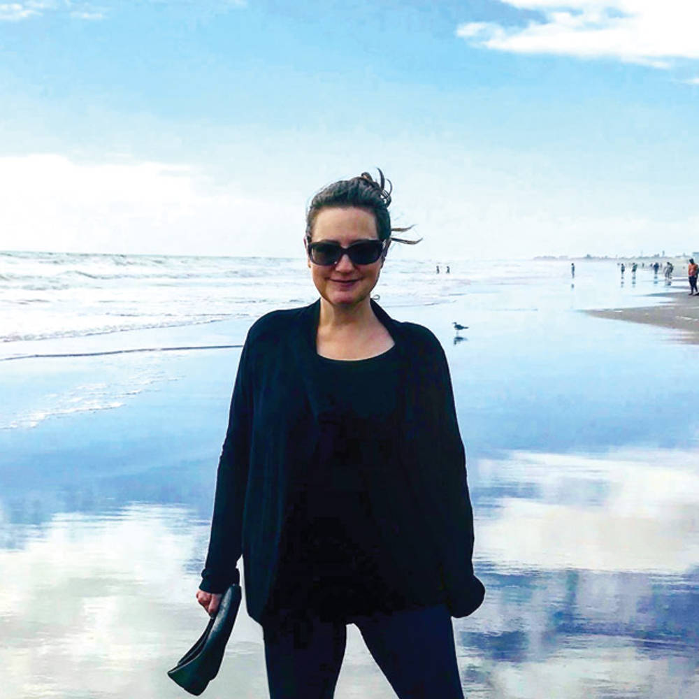 Amanda Conner Receives Joe Kubert Distinguished Storyteller Award ...