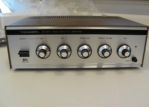 Tube Amplifier or Solid State? What is Your Choice? | Music Corners