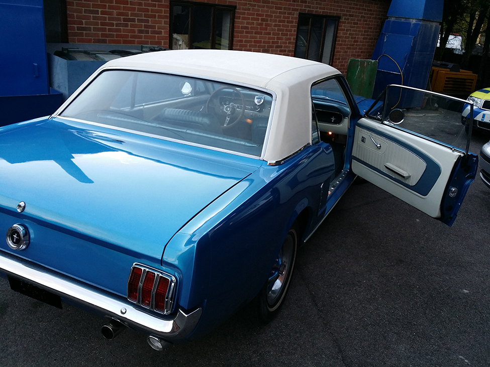 ’64 1/2 Mustang Vinyl Roof | Mustang Maniac