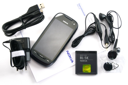 Video: Nokia 701 Unboxing and Review : My Nokia Blog - 200