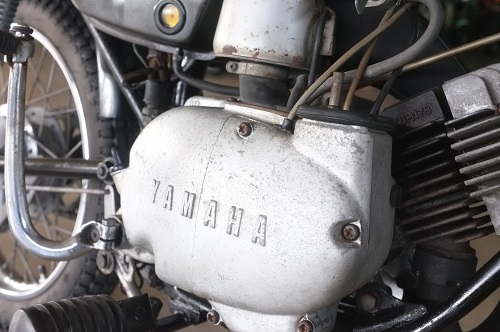 YAMAHA FT50 レストア入庫 | MOTOGUZZI APRILIA KAWASAKI YAMAHA 正規ディーラー オートショップカメイ