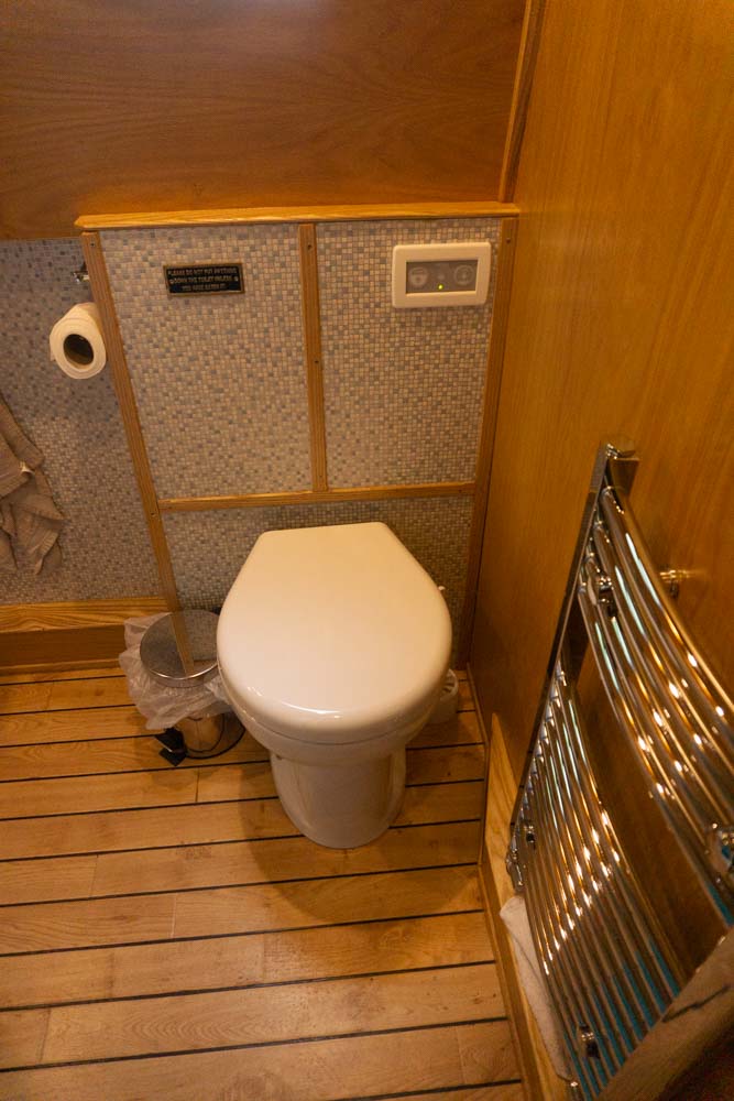 Narrowboats are just like (a motor) home – Narrowboating for Beginners