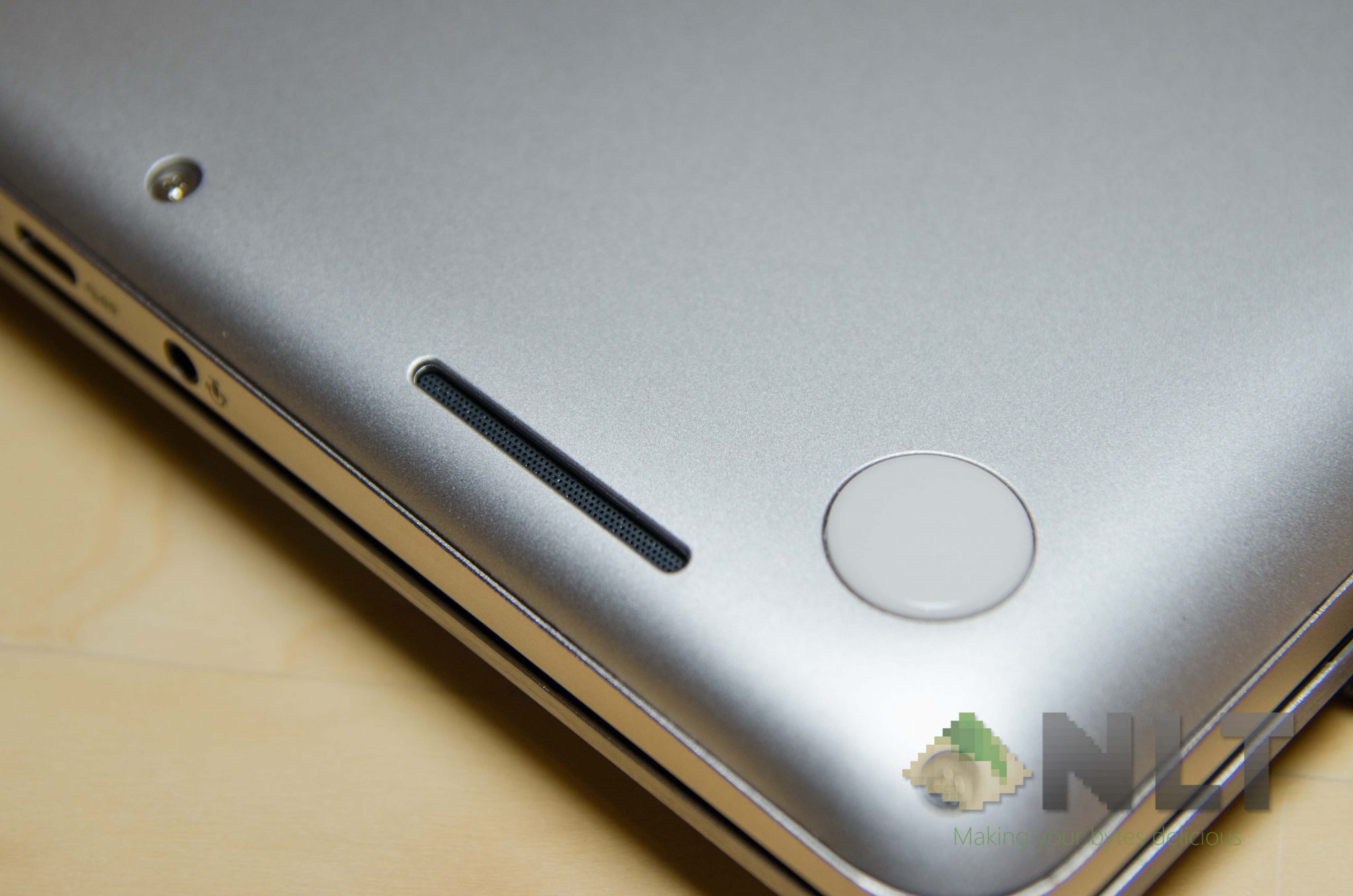Review - ASUS VivoBook Flip: laptop done right, convertible done ...