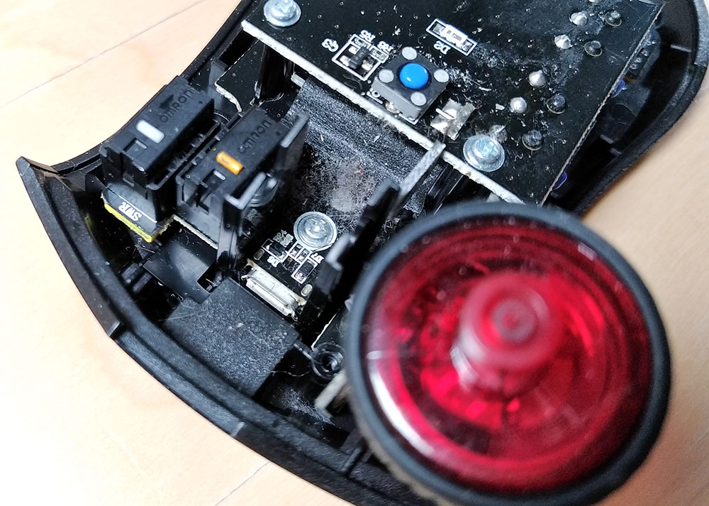 How I fixed the scroll wheel on my ASUS ROG Gladius | Nasi Lemak Tech