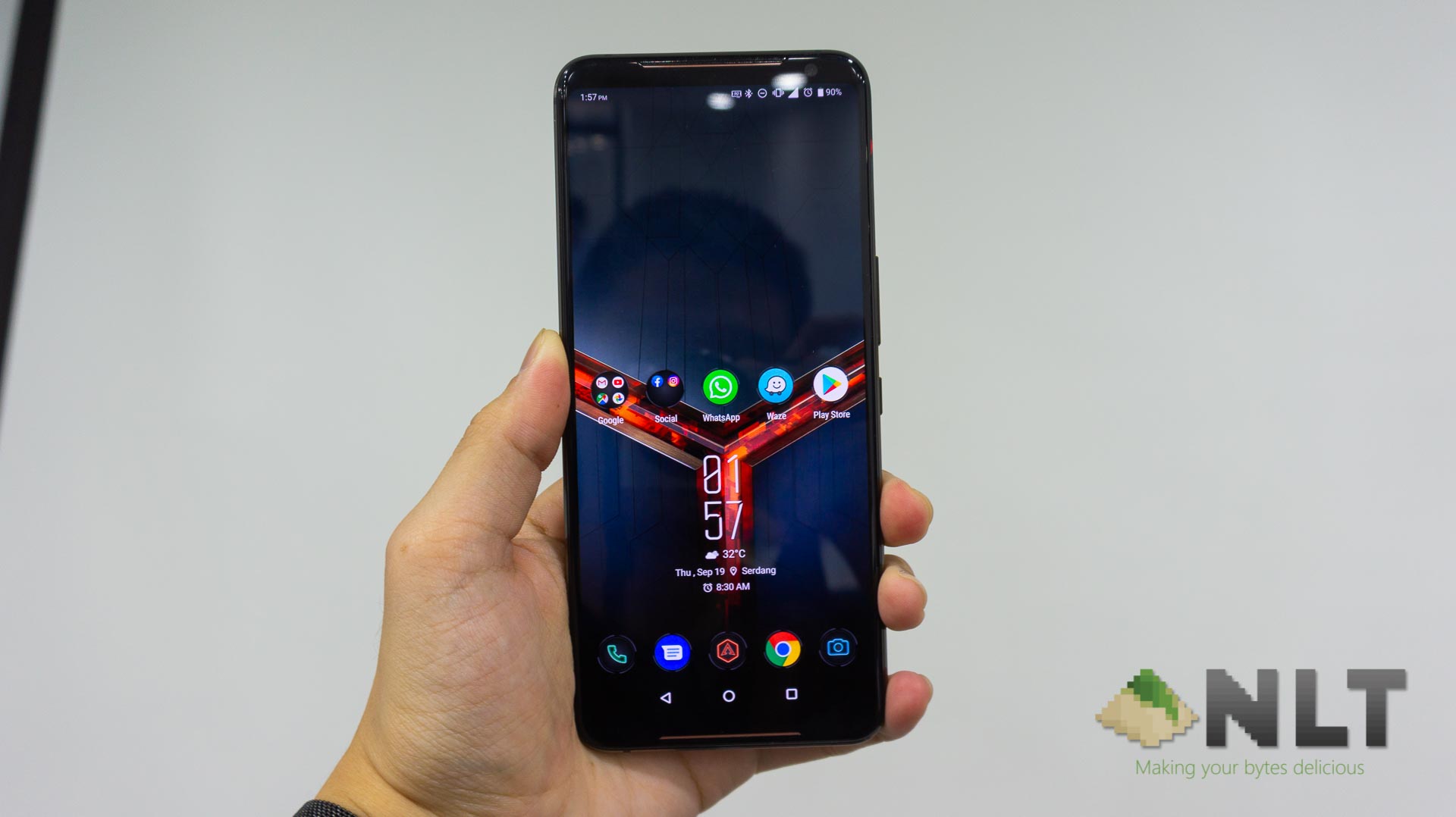 Taking a look inside the ASUS ROG Phone 2 | Nasi Lemak Tech