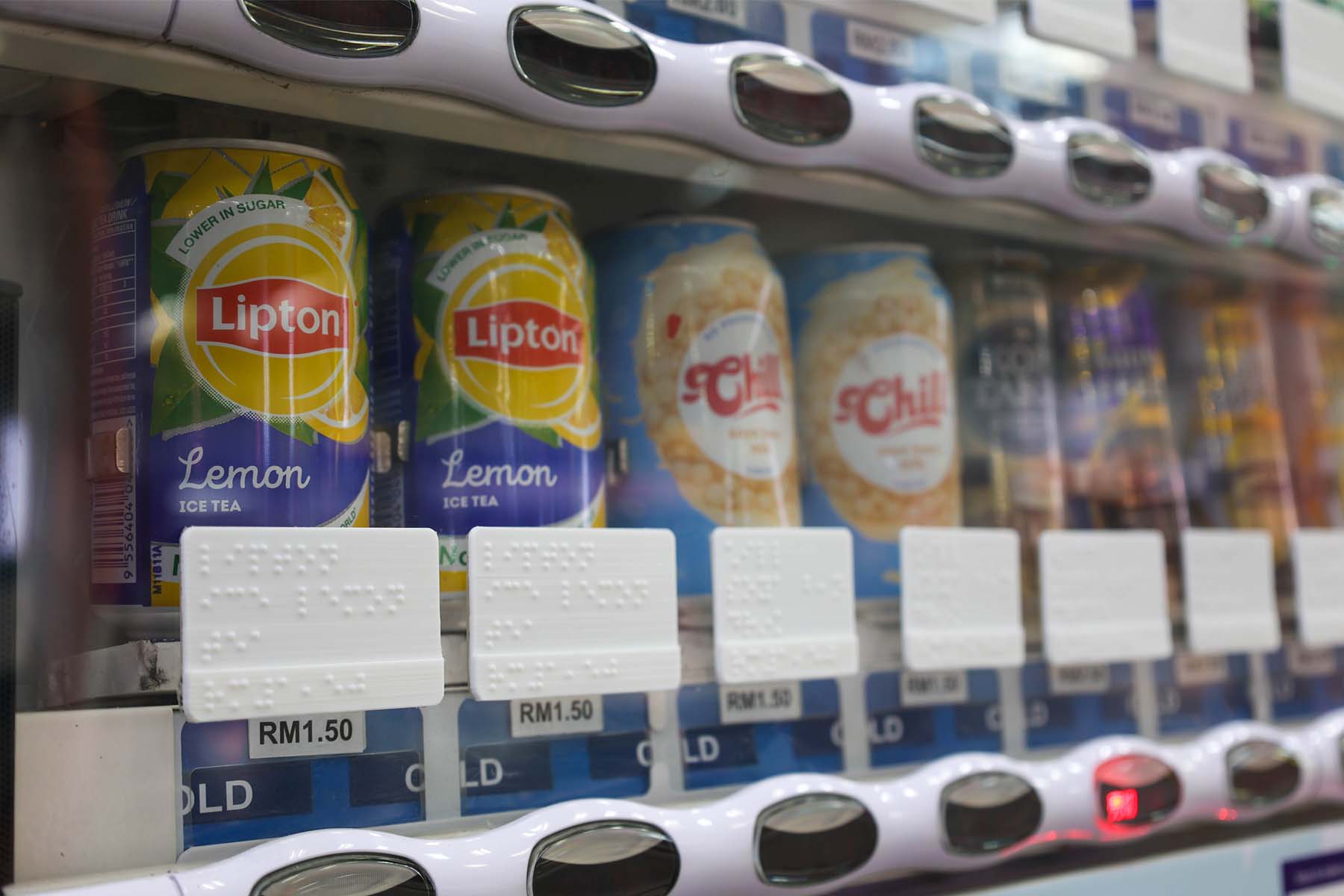 ATLAS arms 11 vending machines in Klang Valley with brailles to help ...