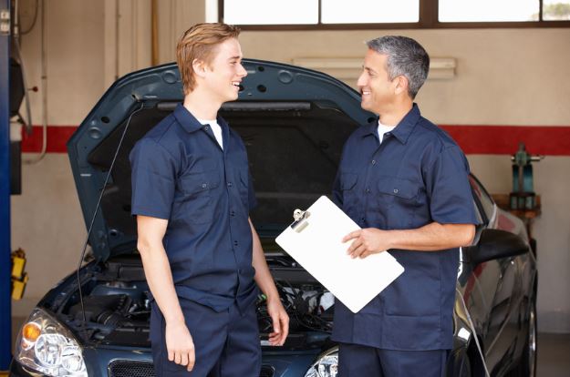 4 Tips for Success During Your Auto Mechanic Apprenticeship - NC ...