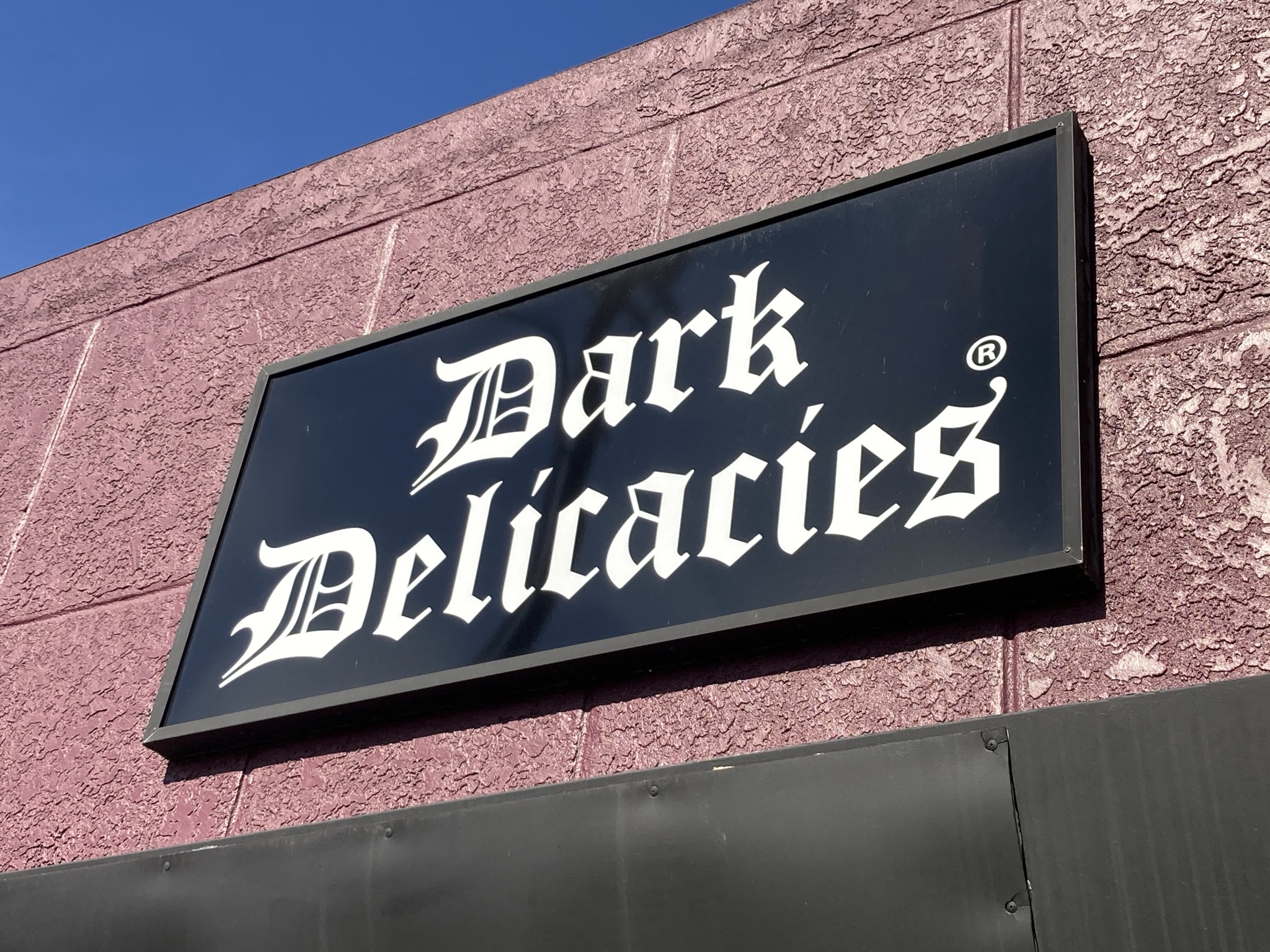 Dark Delicacies: Del Howison Video Interview | Hollywood Gothique