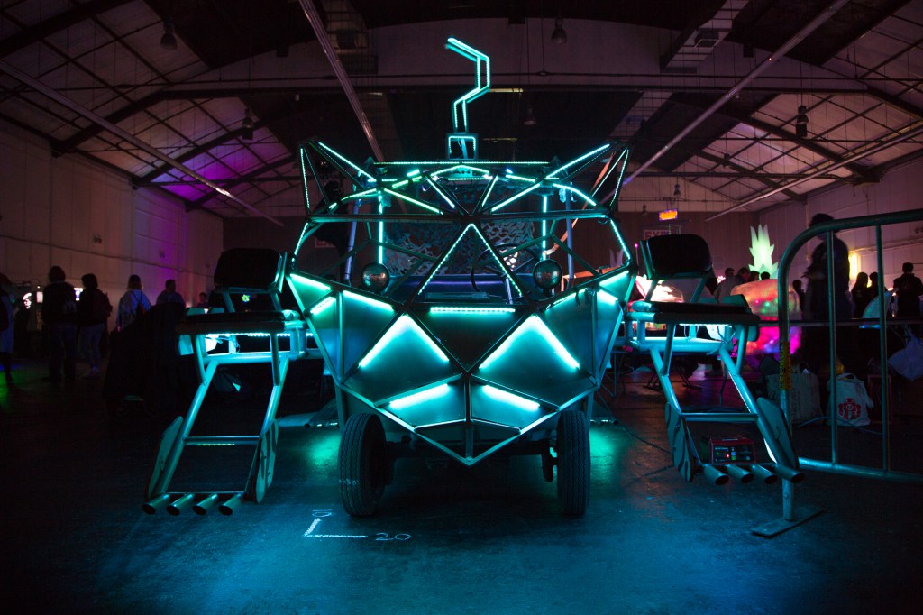 5 coolest exhibits at the San Francisco Maker Faire (and the lessons ...