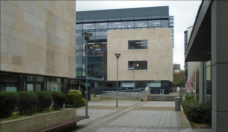 Colleges, Universities in Ireland, A - Z of Universities & Colleges