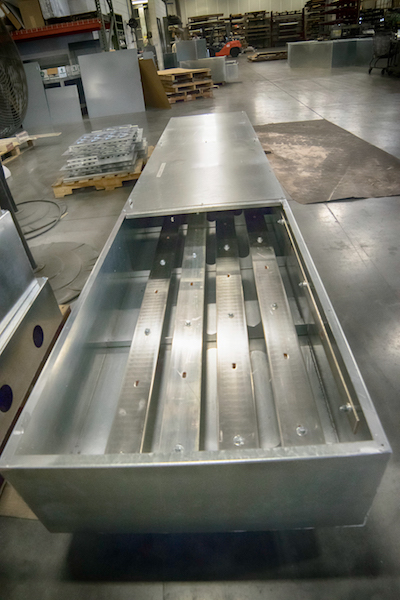 N.J. SULLIVANApplications and Features of Bussed Gutters