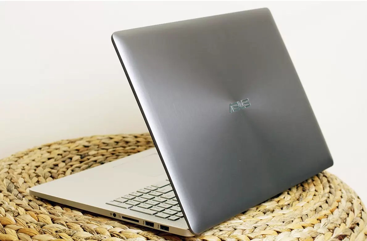 ASUS ZenBook Pro UX501 โน้ตบุ๊คตัวบางระดับ Hi-End พร้อม GTX 960 และจอ ...