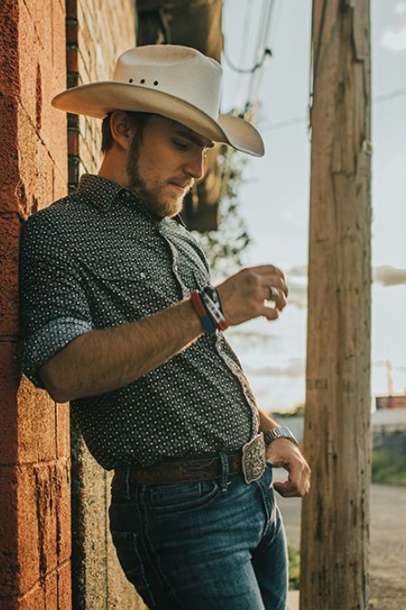 ‘Spring Break Town’ by Country Music Singer Noah Garner