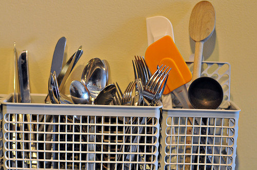 Pre-sort your silverware in the dishwasher • Offbeat Home & Life