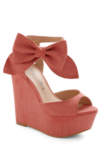 Wild wedges: for when you want a heel, but not a spike • Offbeat Wed ...