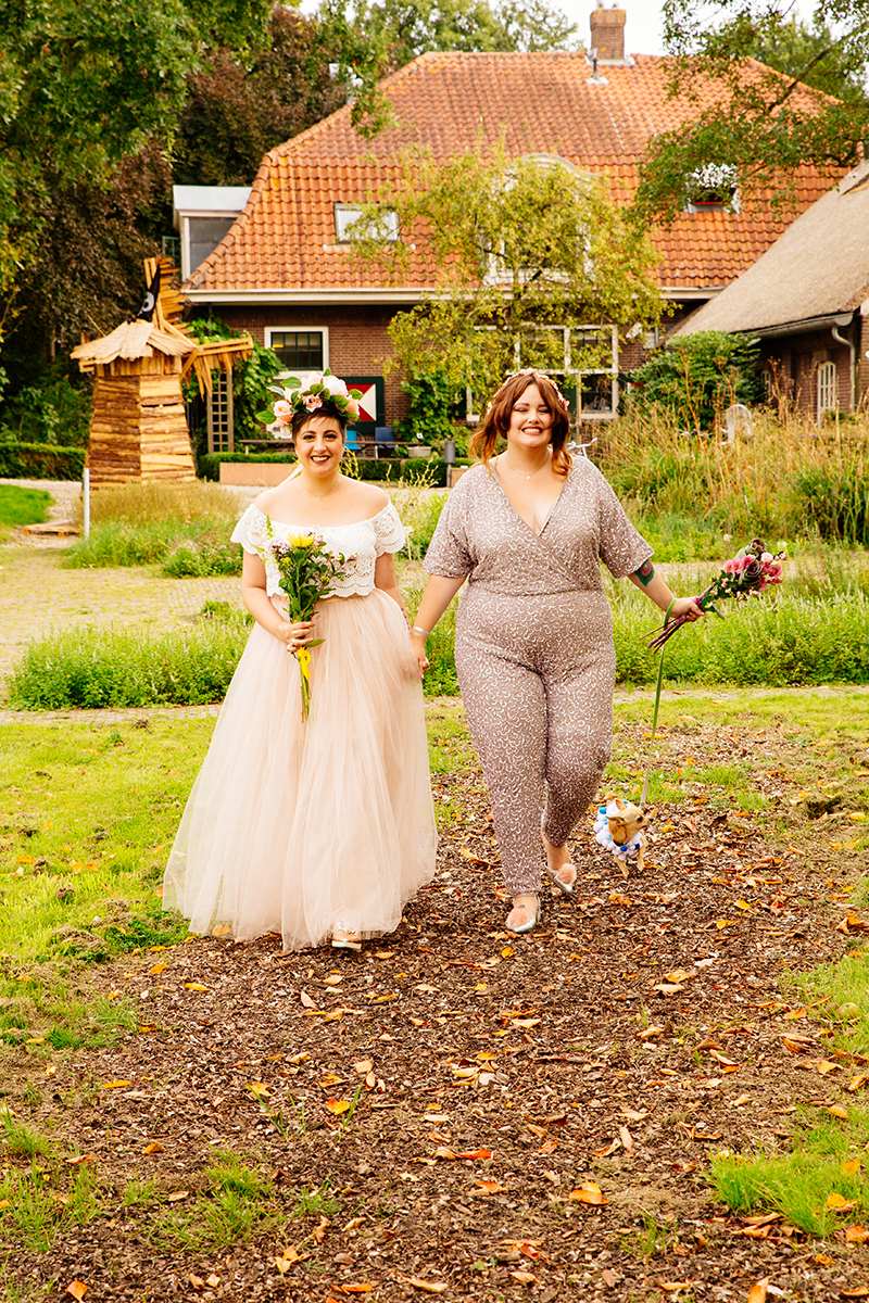 A Netherlands orchard wedding of bliss