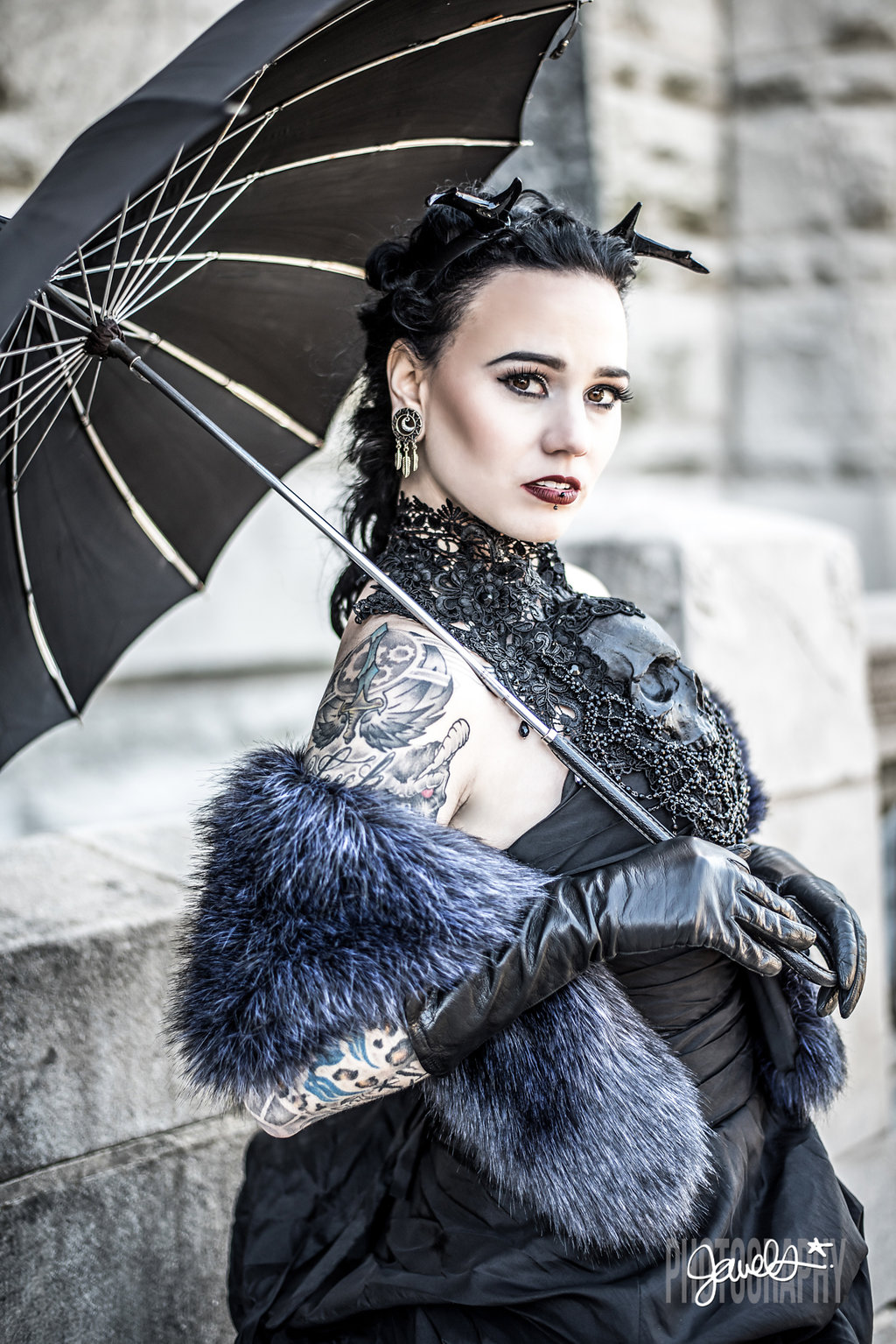 Goth gone LUXE with sparkle, faux fur, and rich reds at this goth ...