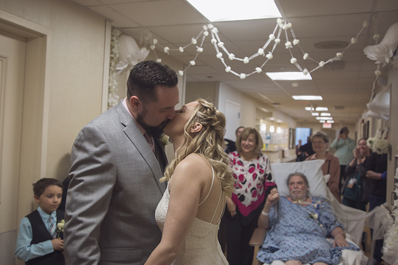 Hankies at the ready: this couple made the decision to have a last-minute hospital bedside ...