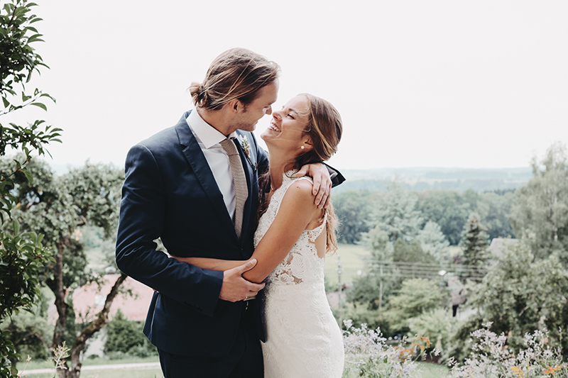 These world travelers tied the knot at their German castle wedding ...