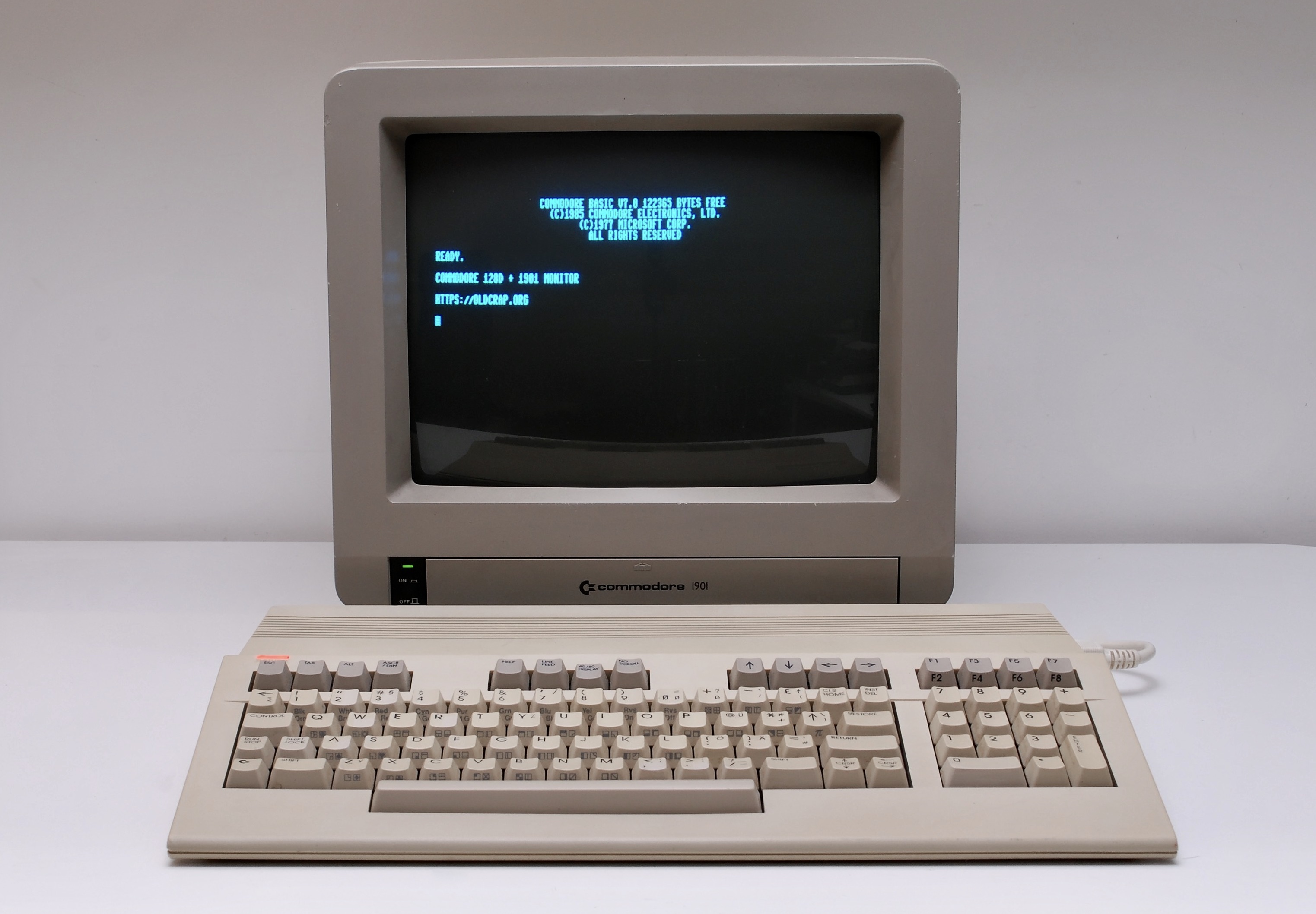 Commodore 1901 - Old Crap Vintage Computing