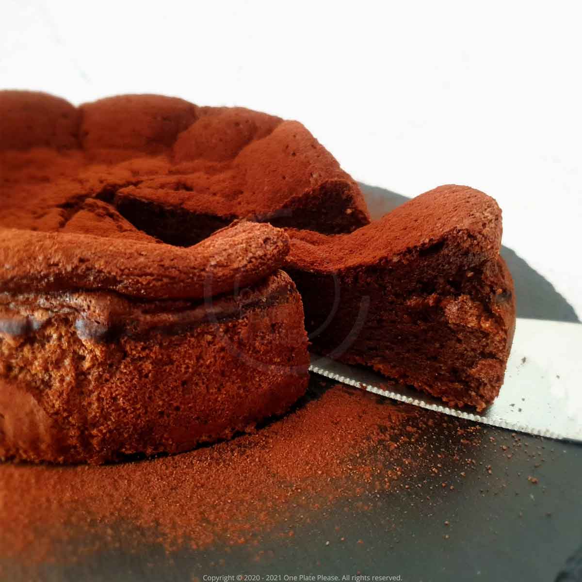 Flourless Chocolate Cake | Deep-Dark Indulgence Minus The Gluten | One ...