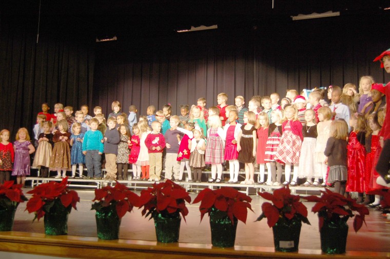 Stage Decorations for Elementary Concerts from Easy to Elaborate ...