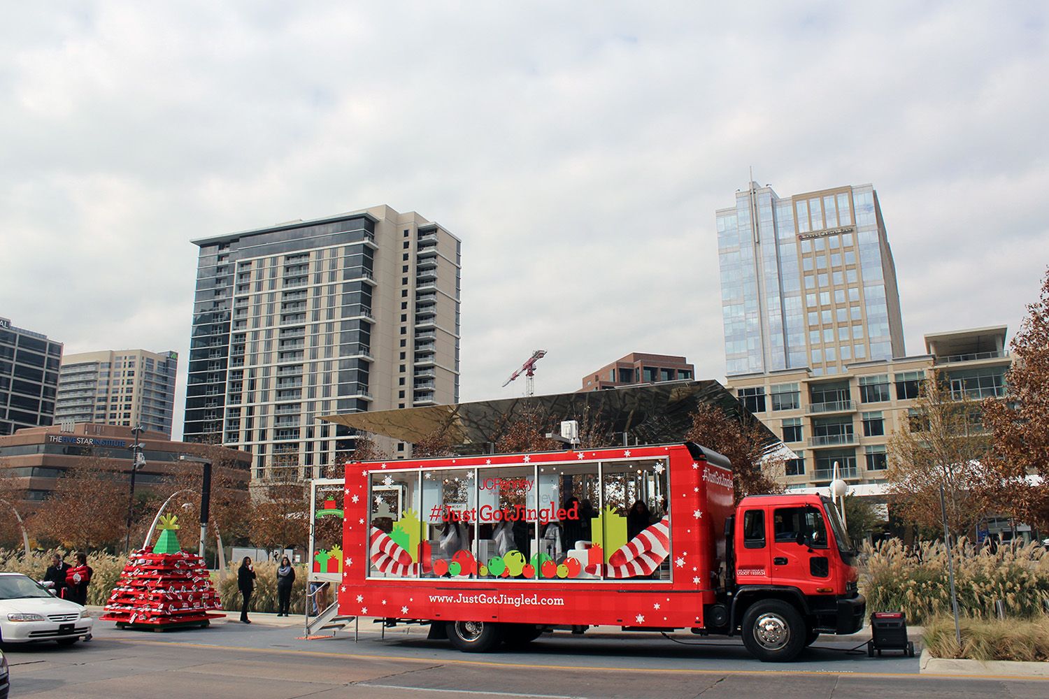 Why you should include Freebies in you next Activation - OOH TODAY