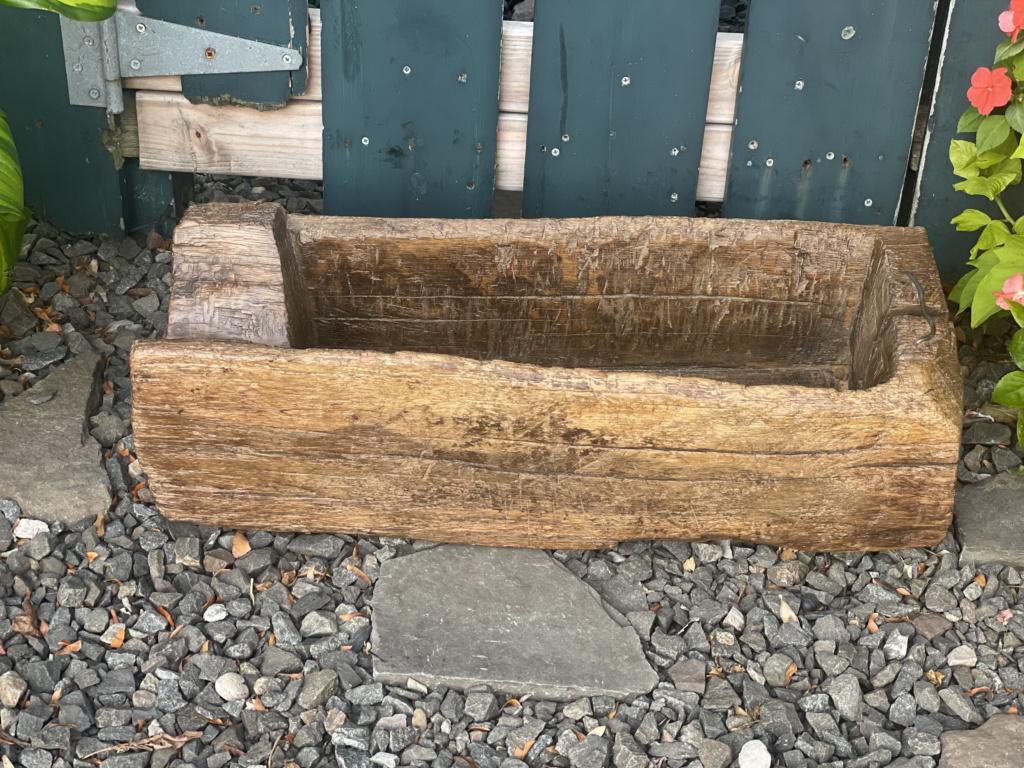 Rustic Log Trough - Ormolu-Design