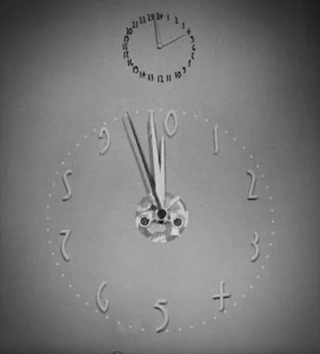 Metropolis | Oscilloclock.com
