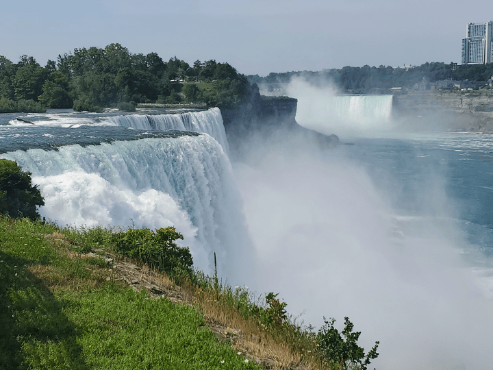 Hiking the Niagara Gorge Trail System - Outside Chronicles