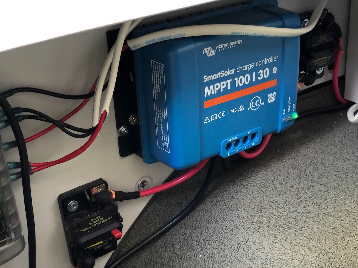 Victron SmartSolar MPPT 100/30 Charge Controller – Overland For Good