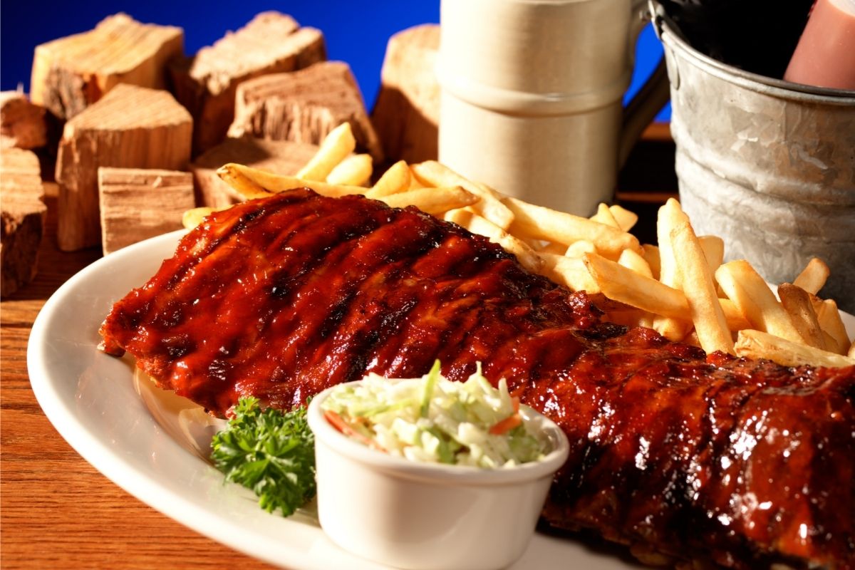 How Many Ribs In A Rack? - Own The Grill