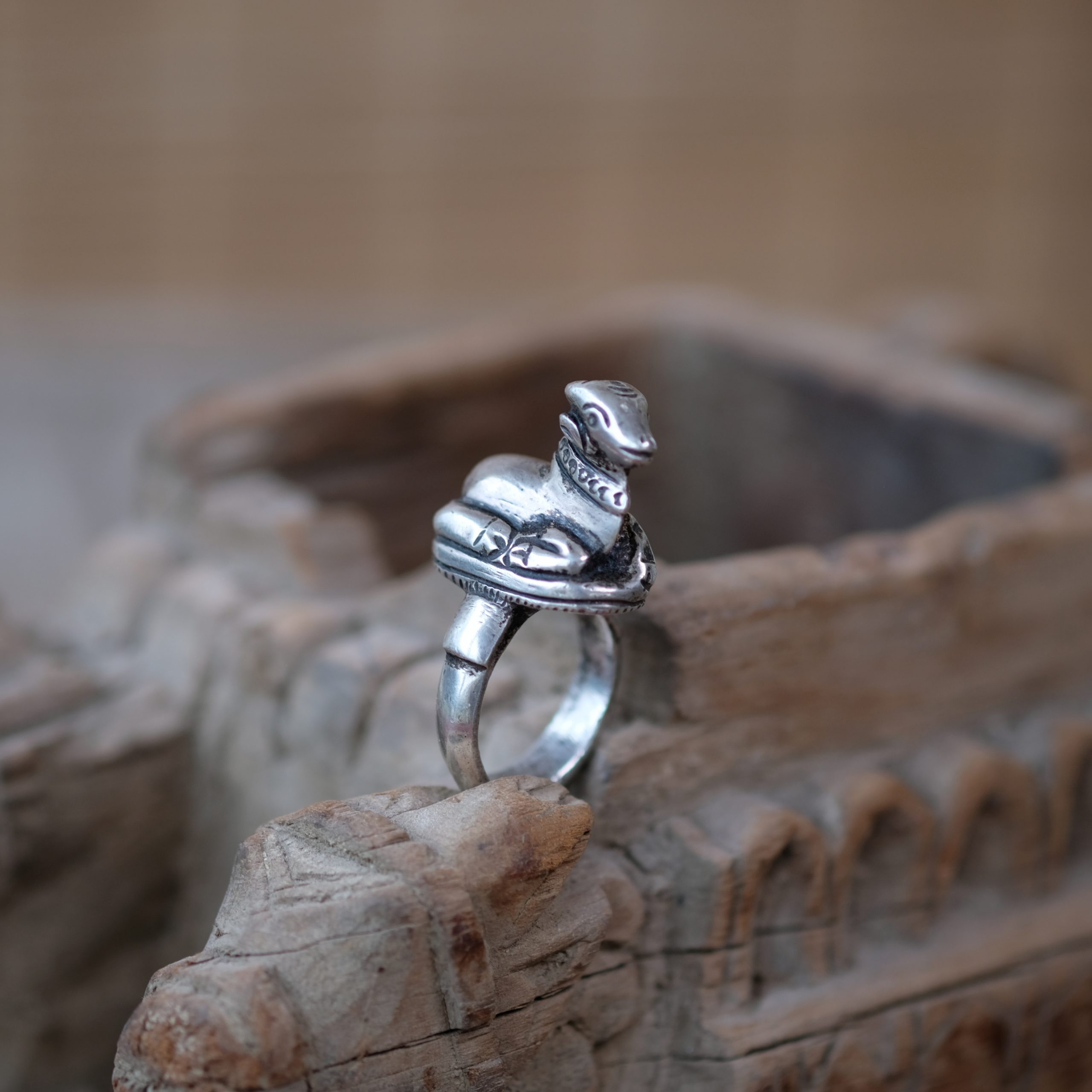 Shiva's vehicle.... - Pagode Shop