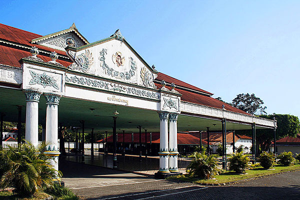 Yogyakarta Palace Keraton: A Live History of Culture and Art