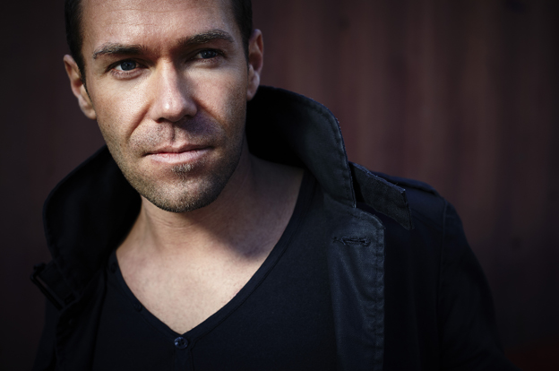 Martin Roth Interview, Martin Roth Berlin, Martin Roth Live