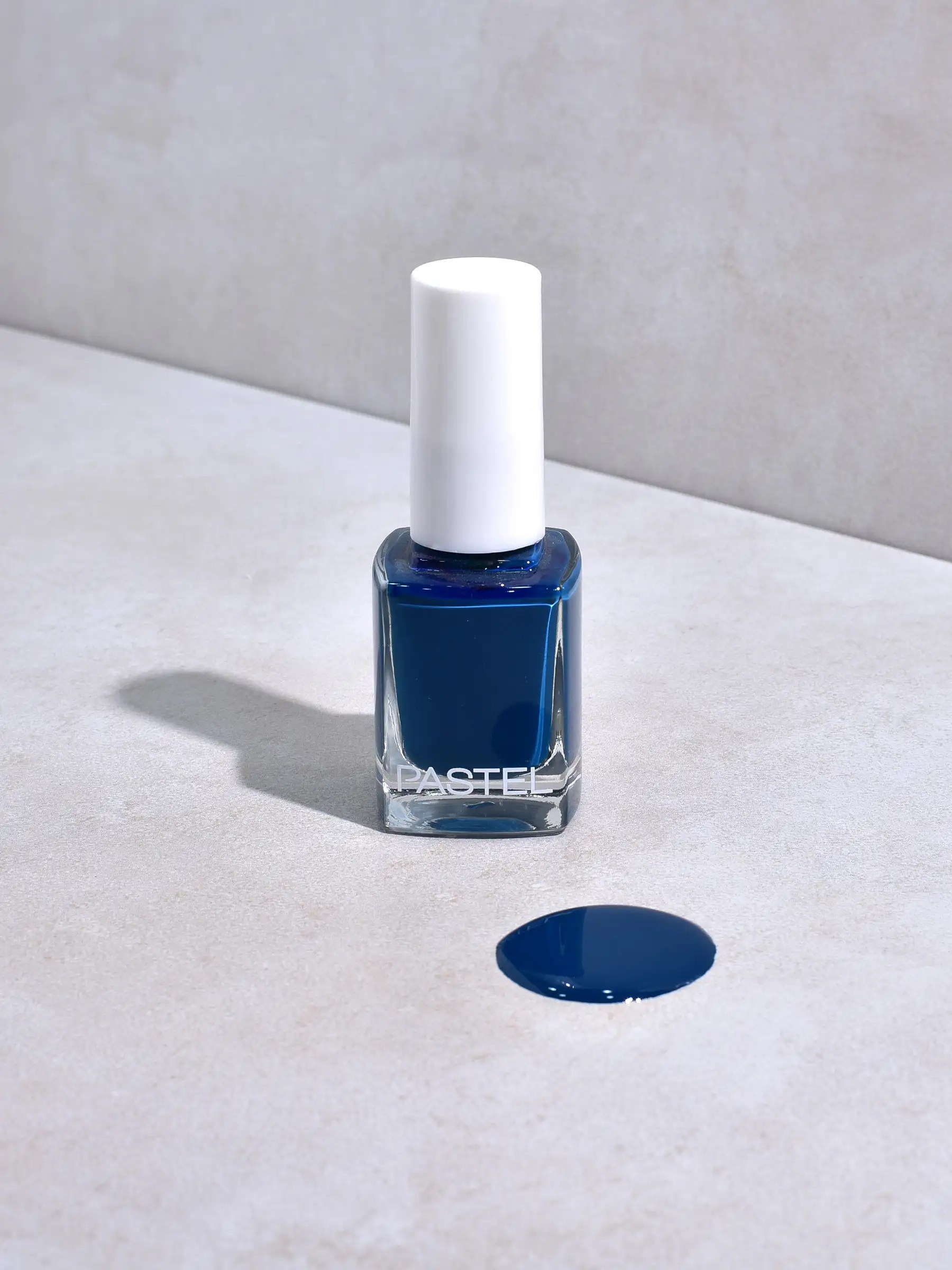 Pastel Nail Polish 318 Peacock Pastel Arabia
