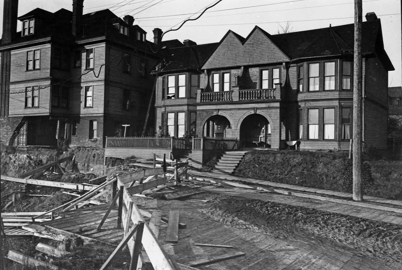 Seattle Now & Then: Row Houses on 5th | Seattle Now & Then