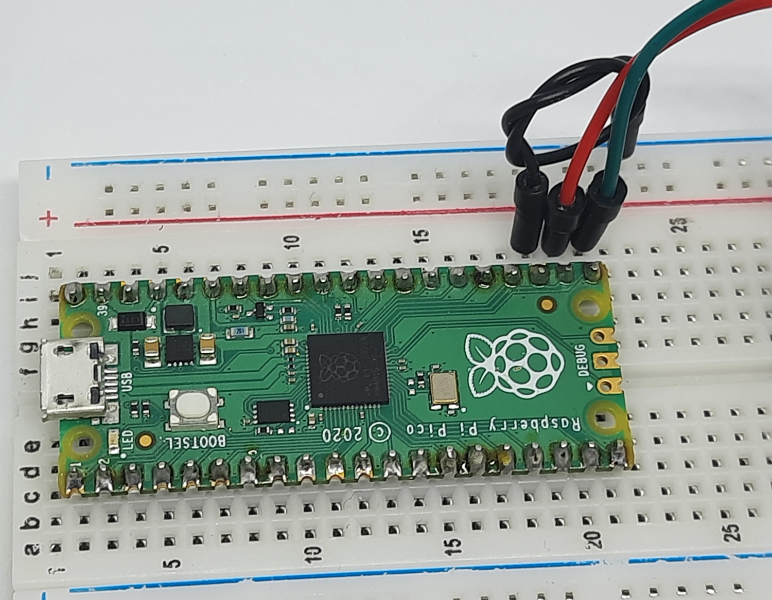Switch Button and Raspberry PI Pico: Wiring and MicroPython Code