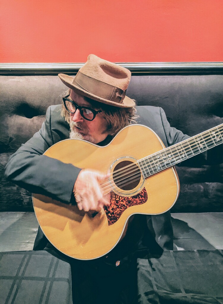 Jumbo Twelve – Peter Case