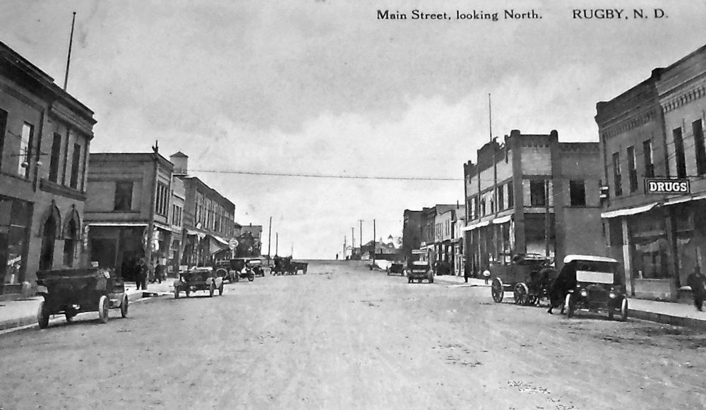 Historical views North Dakota towns in Main Street Postcards