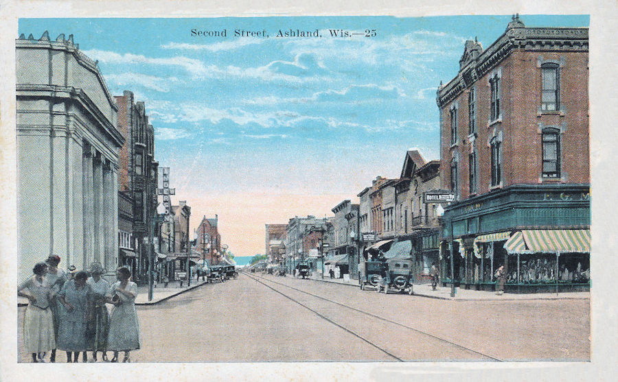 Historical Wisconsin Main Street Postcard views