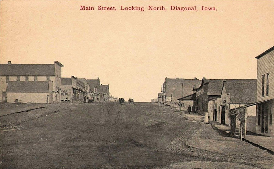 Main Street Postcard views of Towns in the State of Iowa