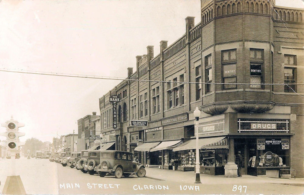 Main Street Postcard views of Towns in the State of Iowa