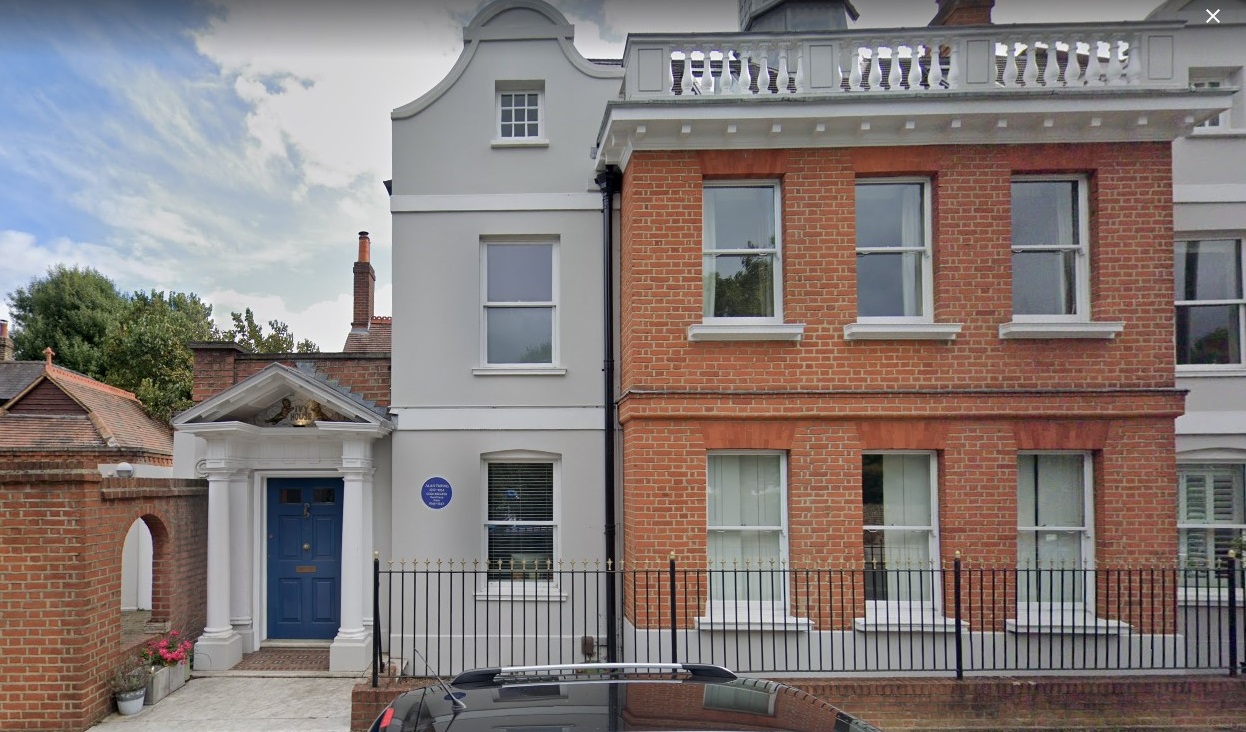 Day 12 – Chertsey to Hampton Court | Peter Gates' Personal Website