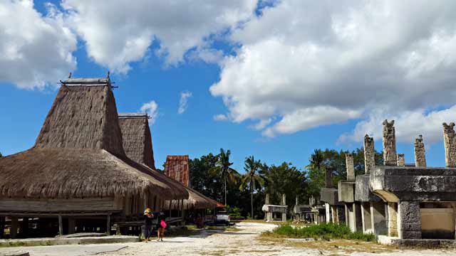 Surga Tersembunyi di Pulau Sumba, NTT Yang Wajib Dikunjungi ! – Juicy ...