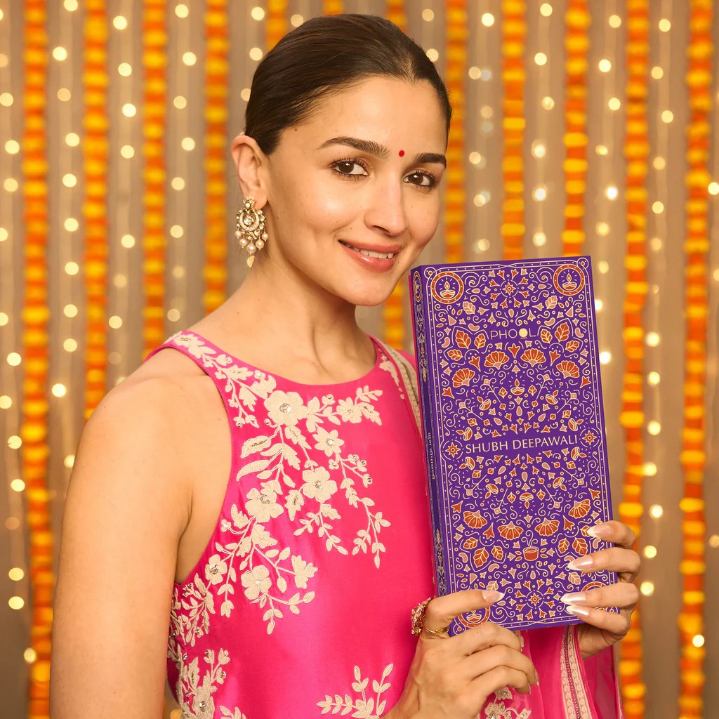 Phool Shubh Deepawali Gift Box